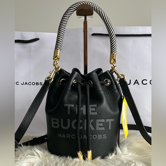 Marc Jacobs | Bags | Marc Jacobs The Leather Bucket Bag | Poshmark